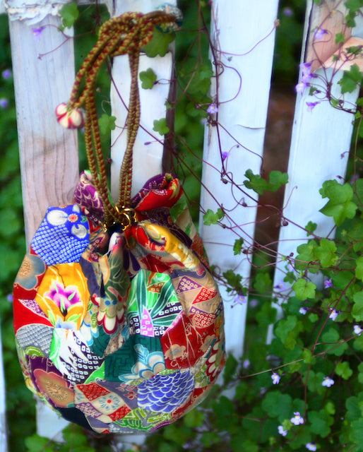 Pattern & parts: Mutsu Kincyaku Hexagon Pouch with your fabric ...